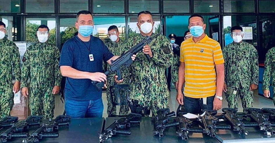 PNP issues assault rifles to Himamaylan, new patrol car for Cauayan