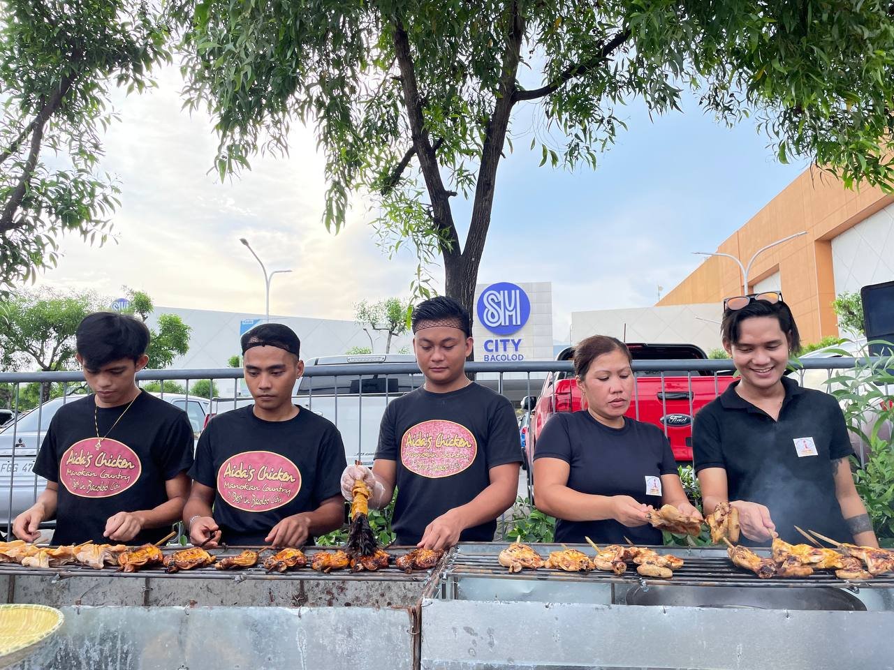 Manokan Country takes center stage in Chicken Inasal Fest